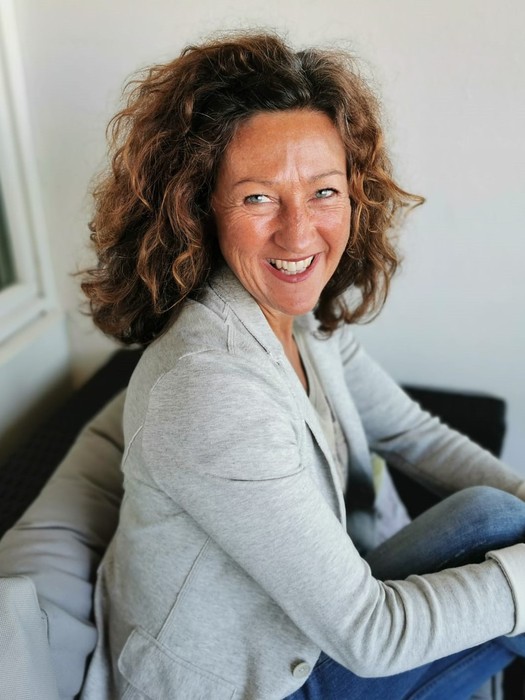 Claudia :: Claudia-kurz